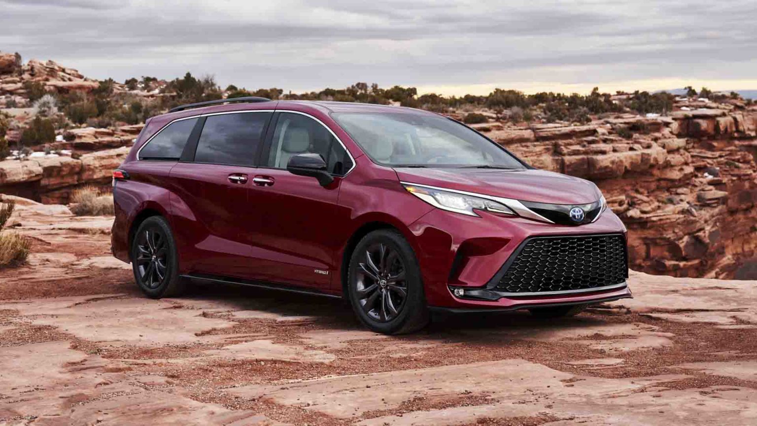 Toyota Sienna Hybrid | Green Car Journal