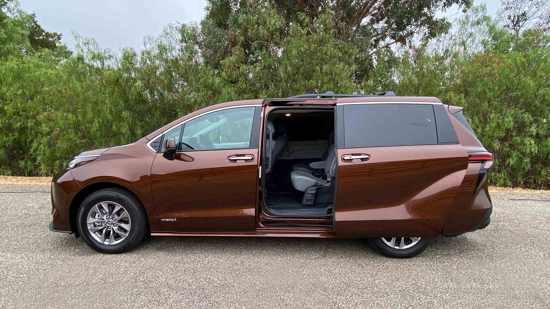 Life With Toyota’s Sienna | Green Car Journal